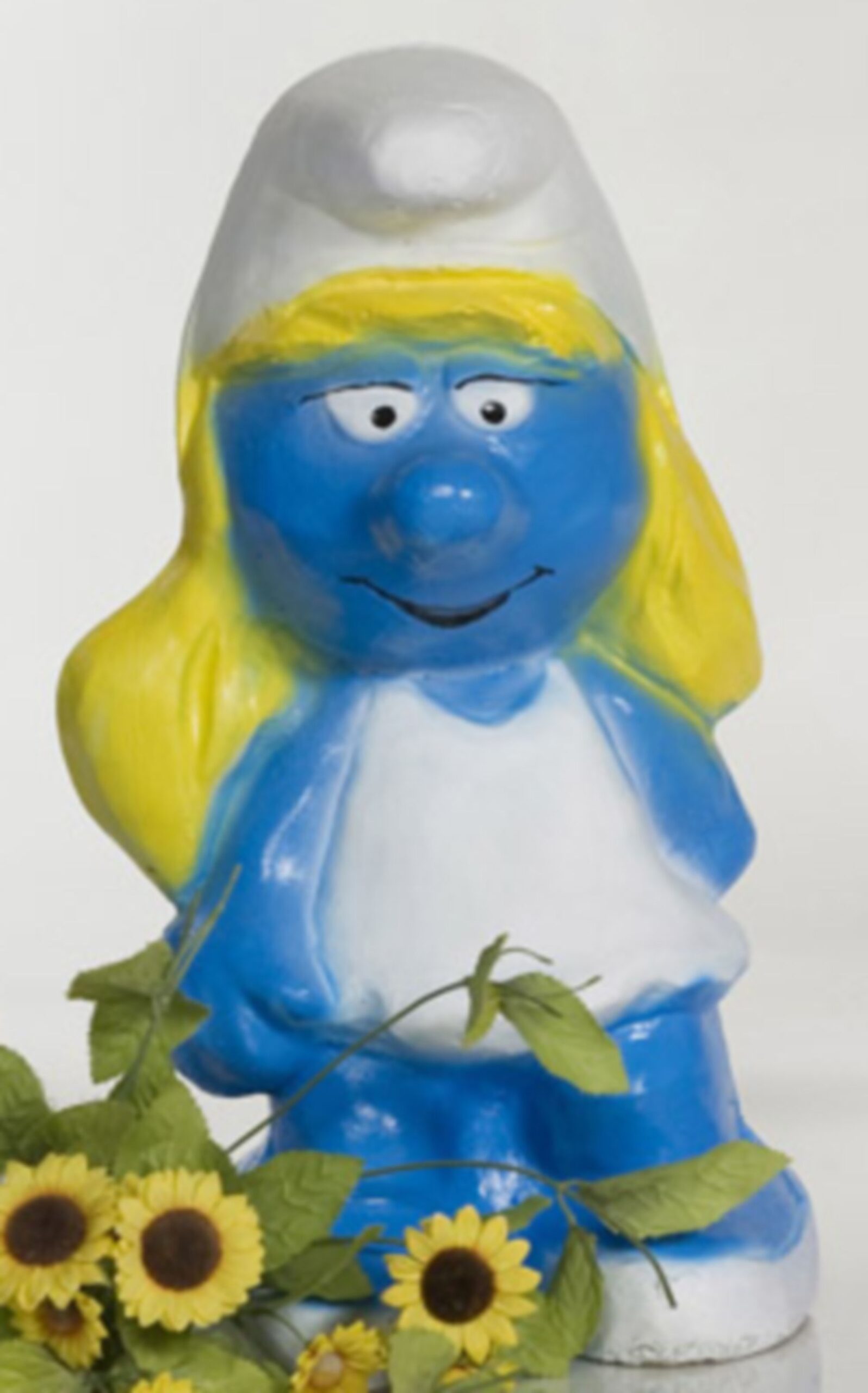 smurfette statue – Pépinière Jasmin